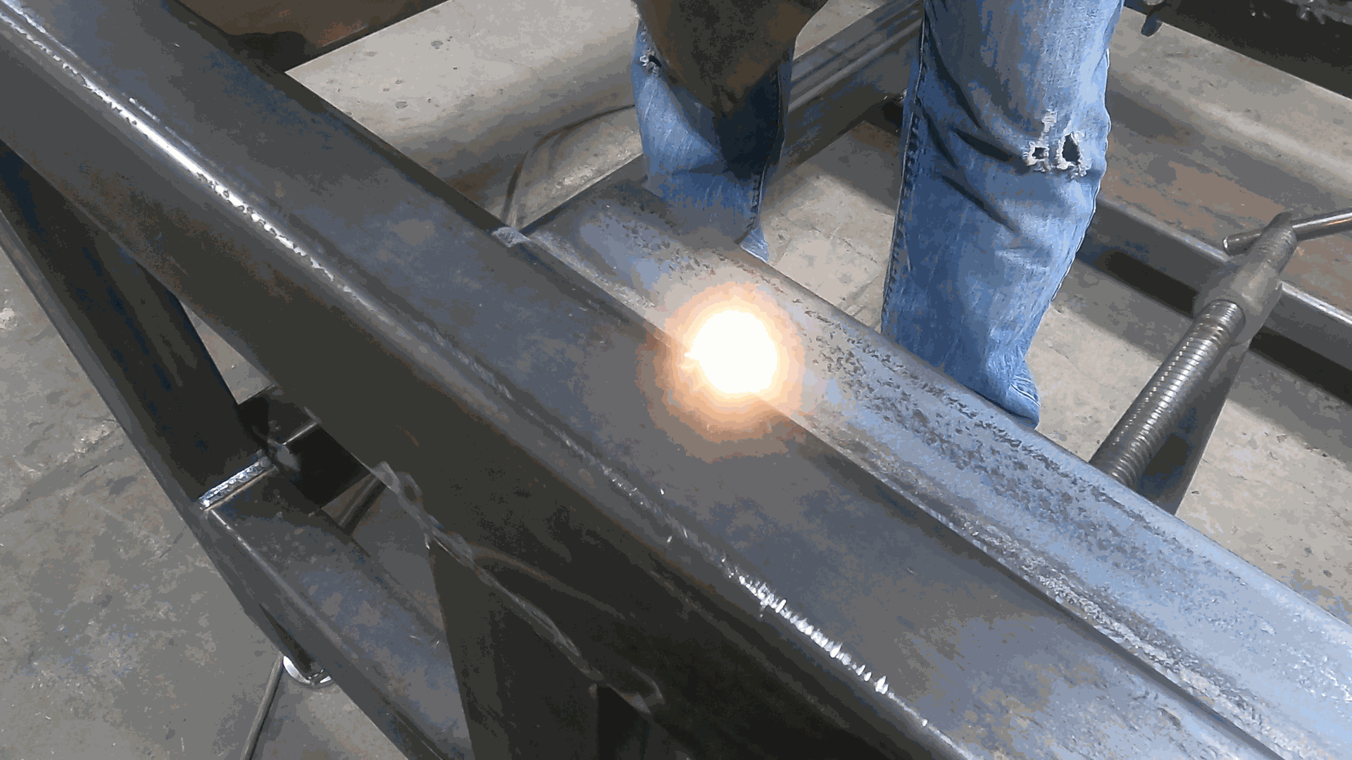 HOW TO ENHANCE POST-WELD QUALITY | lasercleaning